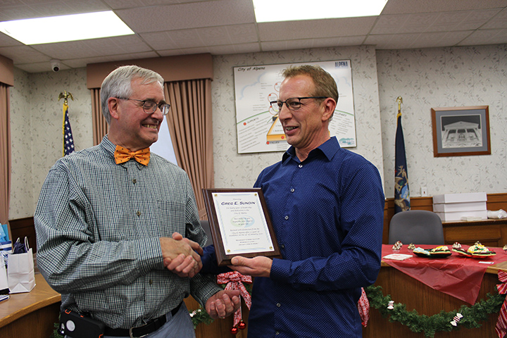 Sundin gets his send-off | News, Sports, Jobs - The Alpena News